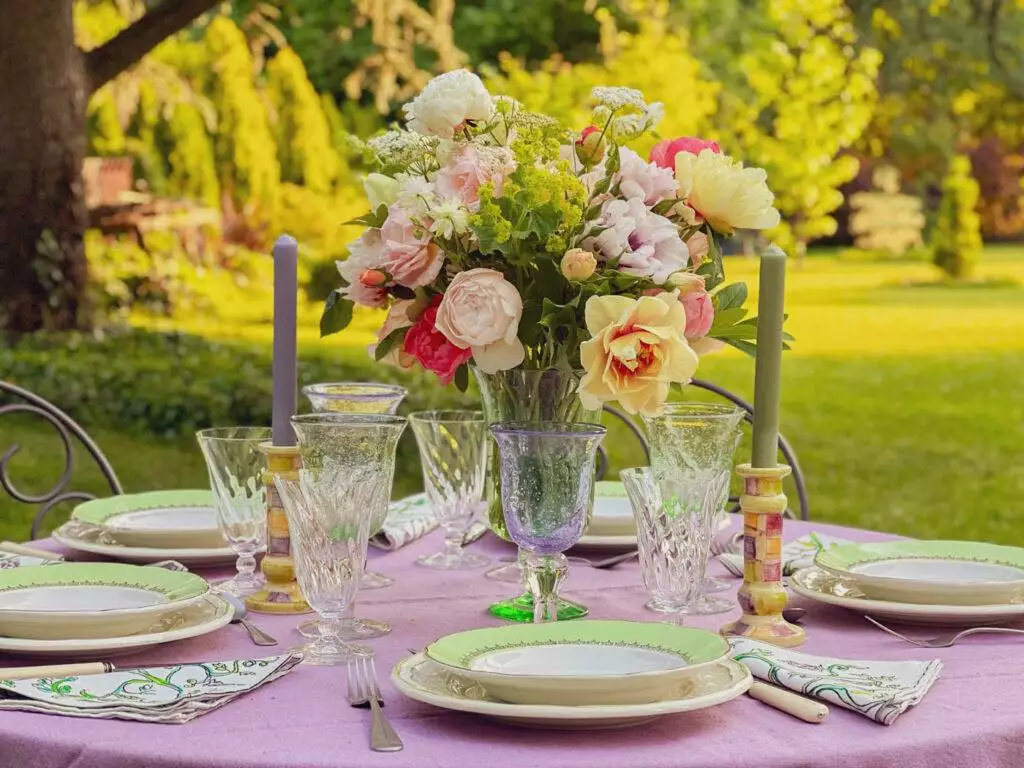 How to set a beautiful Italian table?