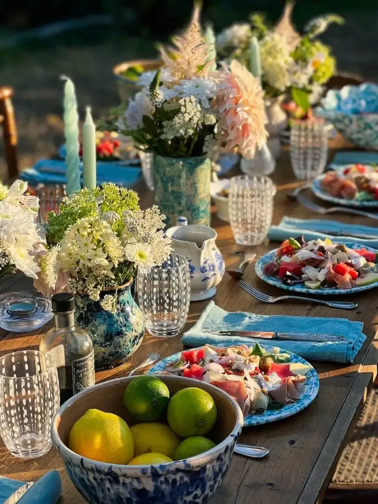 How to set a beautiful Italian table?